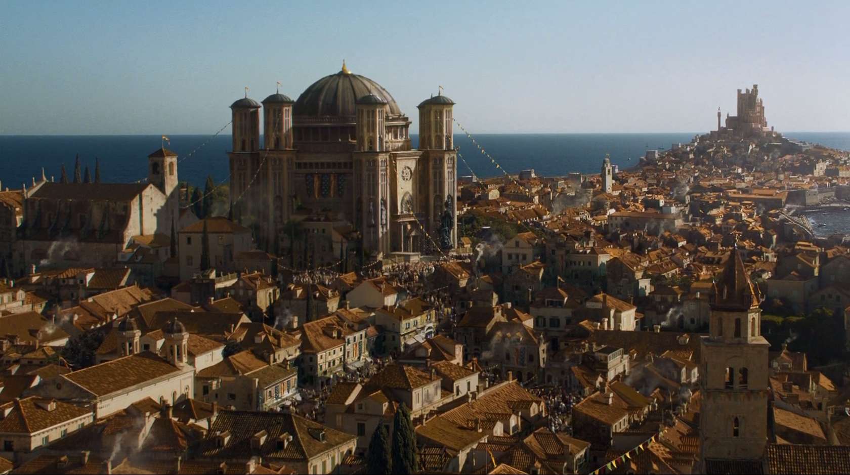 Kingdoms and Castles: An Architects Guide to Game of Thrones