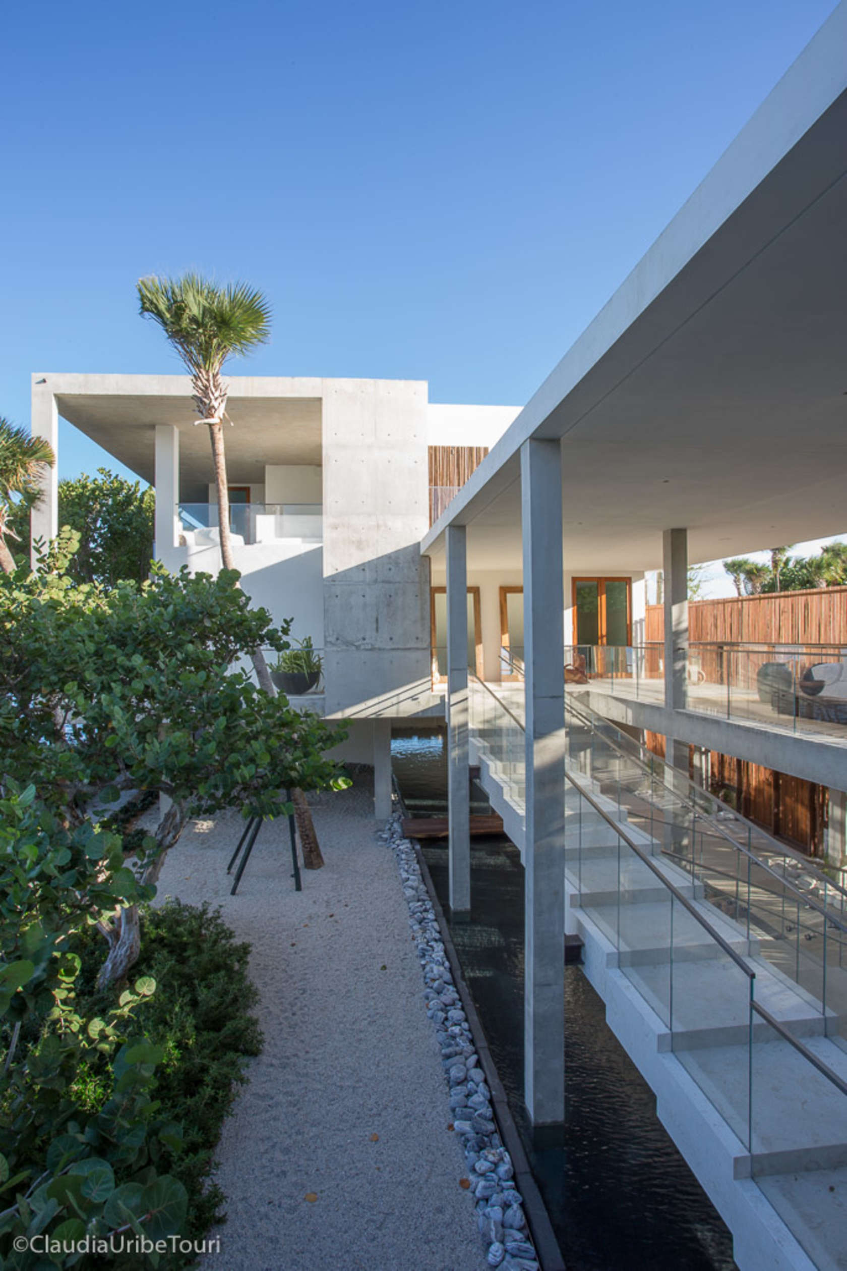 Casa Bahia - Architizer