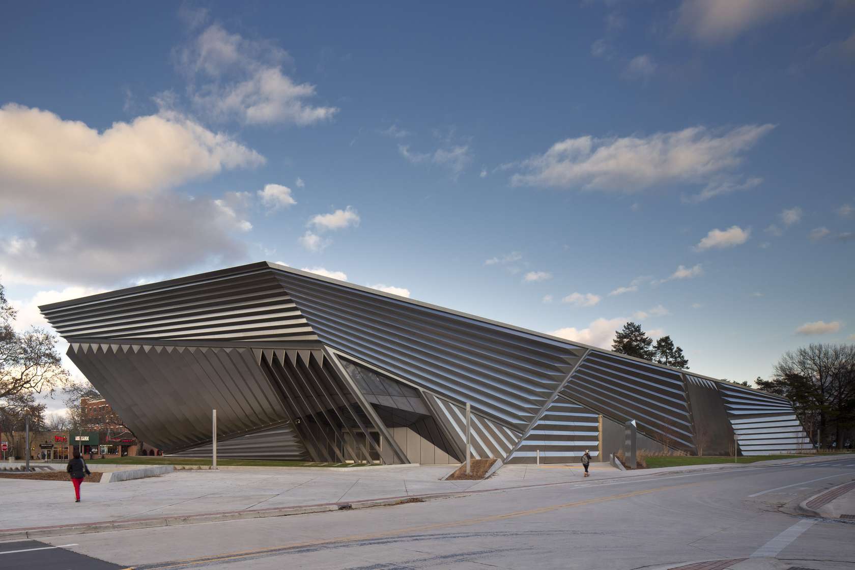 Eli & Edythe Broad Art Museum at Michigan State University - Architizer