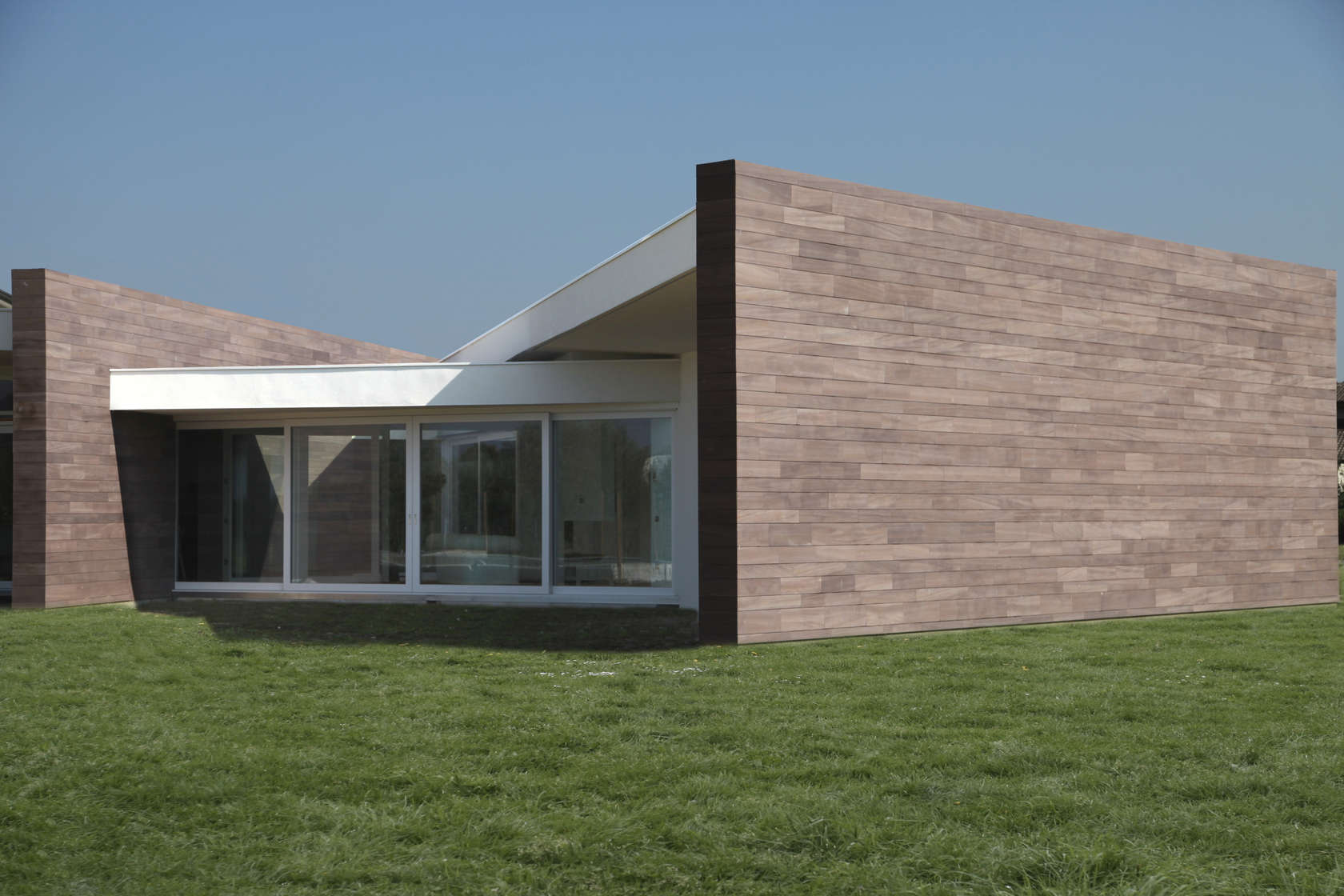 RED STONE HOUSE - Architizer