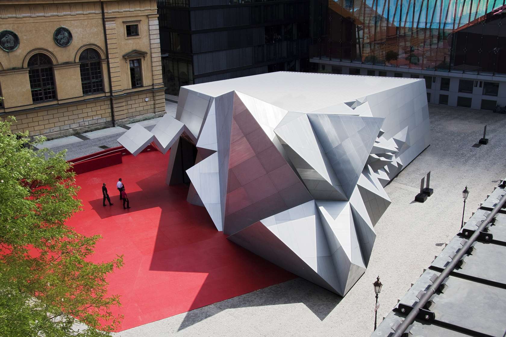 Pavilion 21 MINI Opera Space - Architizer